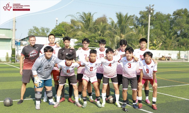 SỨC NÓNG CỦA GIẢI CHUNG KẾT BÓNG ĐÁ NAM U19 SISAC VẪN CHƯA HẠ NHIỆT